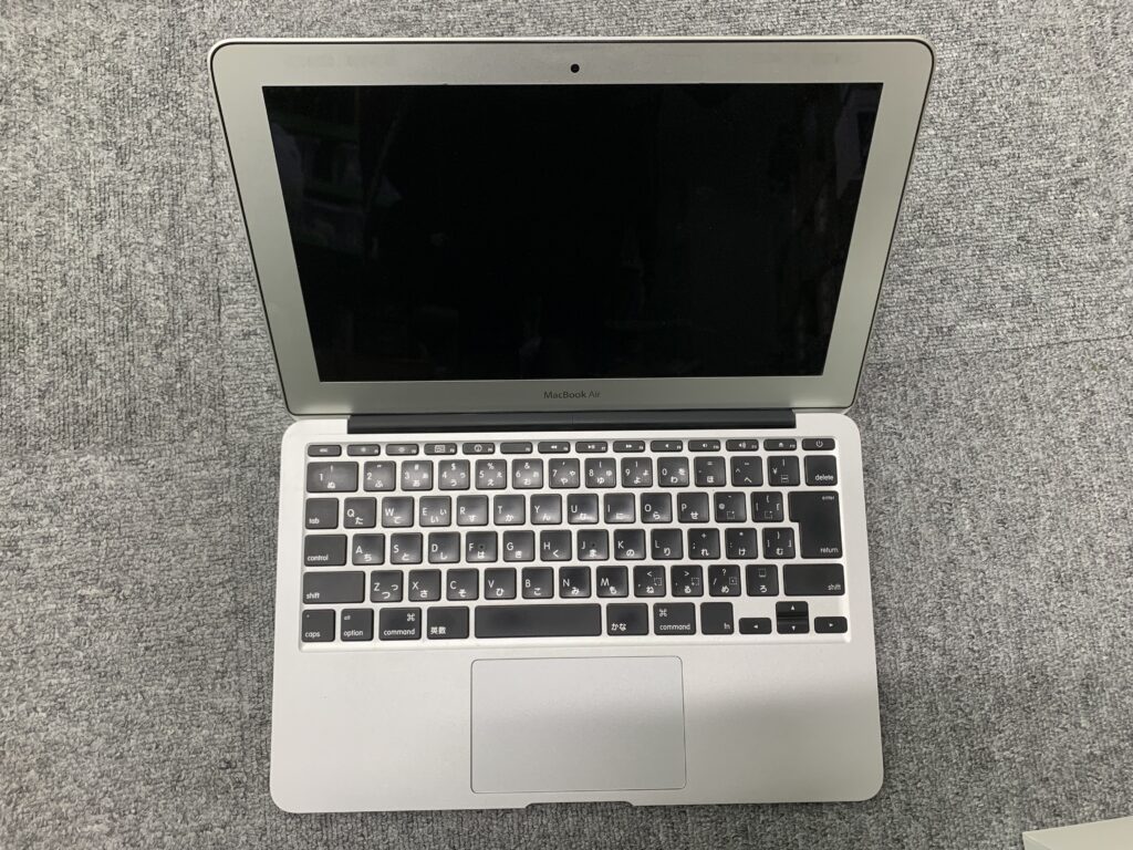 MacBook Air 11 2011 古いパソコン oldMac 無料引き取り ノートパソコン | MacからWindowsまでPC買取専門店macsell(マクセル)【ジャンク・故障品】